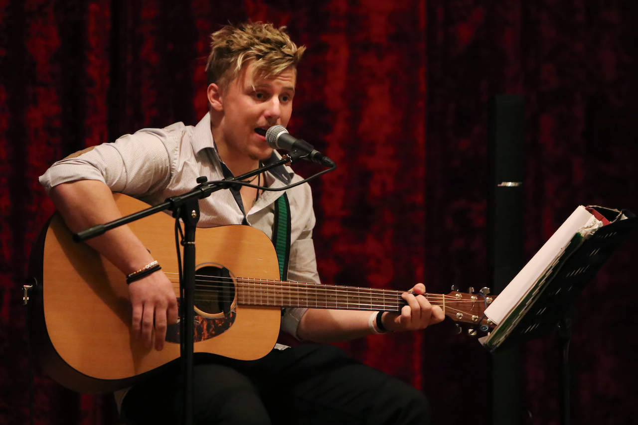 Daniel trubadurade på Remmen – Sveg.se