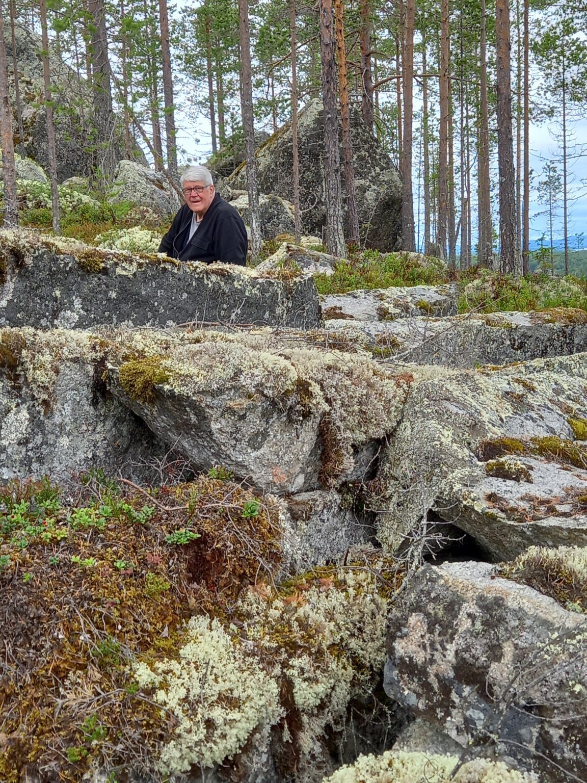På promenad i Sveg och Ulvkälla – missa inte grind- och stenstolparna ...
